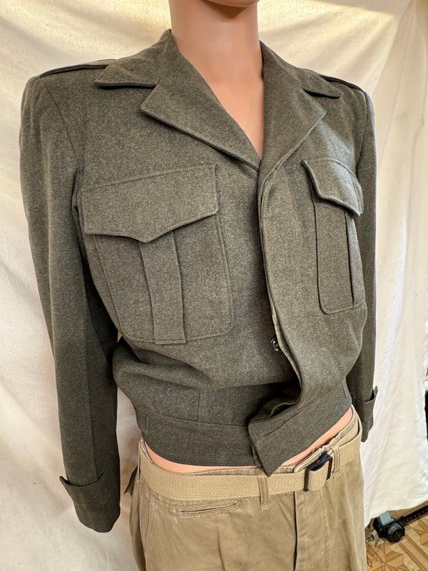 WWII U.S.M.C. Wool Ike Jacket No Insignia - LockNWalkHarness