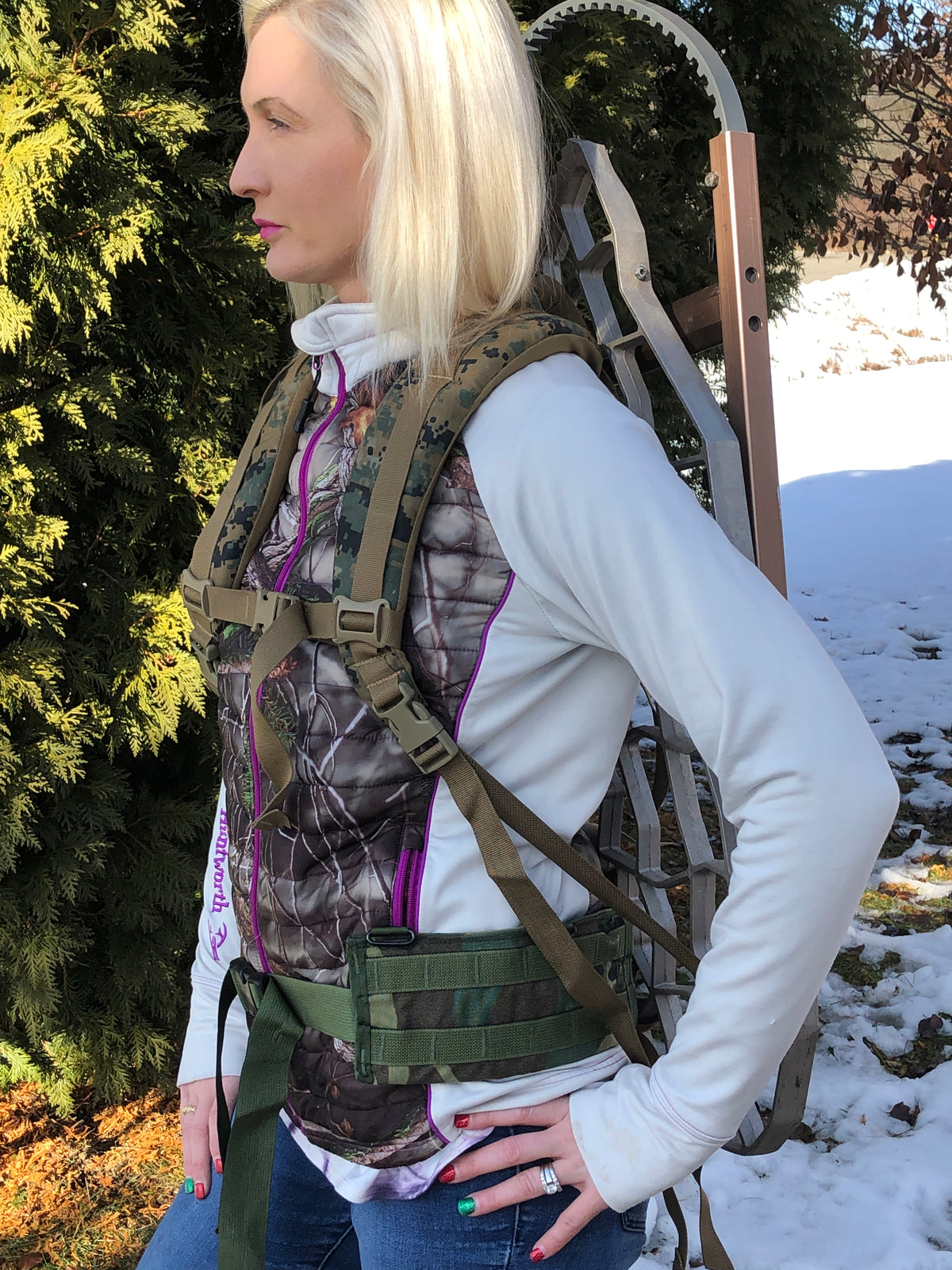 Mobile Hunter - LockNWalkHarness