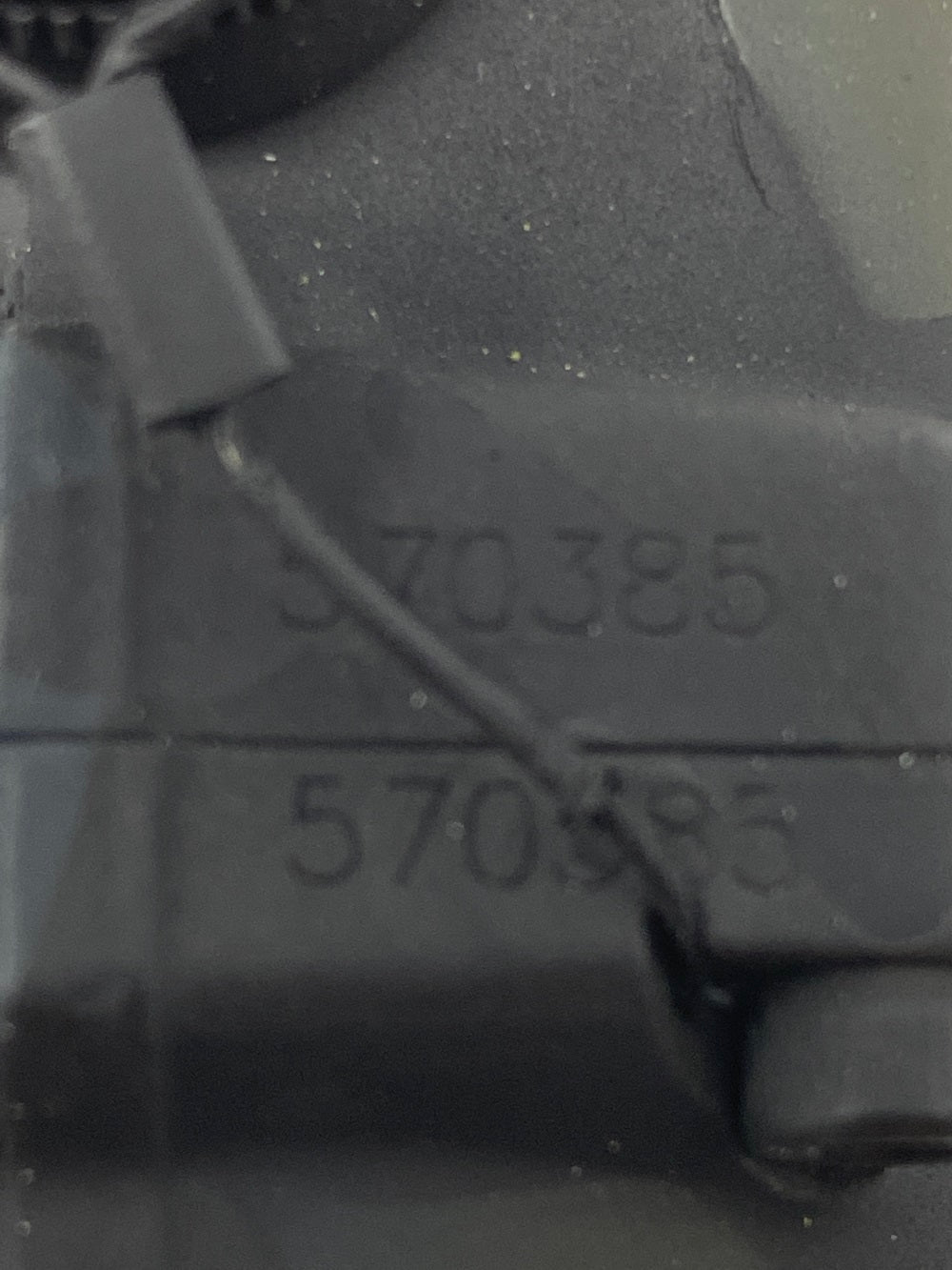 MILITARY ISSUE TRIJICON ACOG 4X32 TA31RCO-M150CP/ CUSTOM CAMOUFLAGED ...