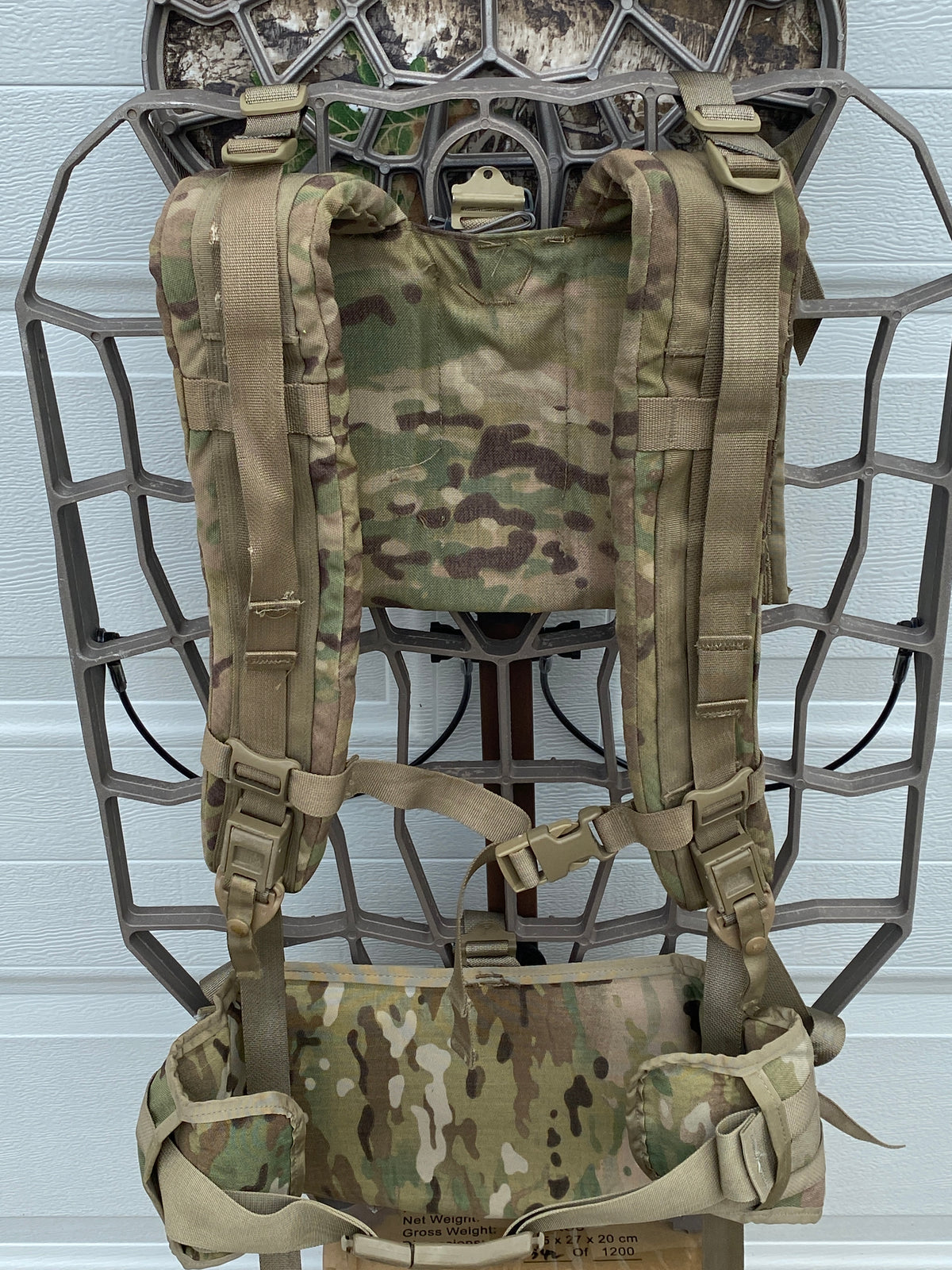 Highlander Universal Tree Stand Harness - LockNWalkHarness