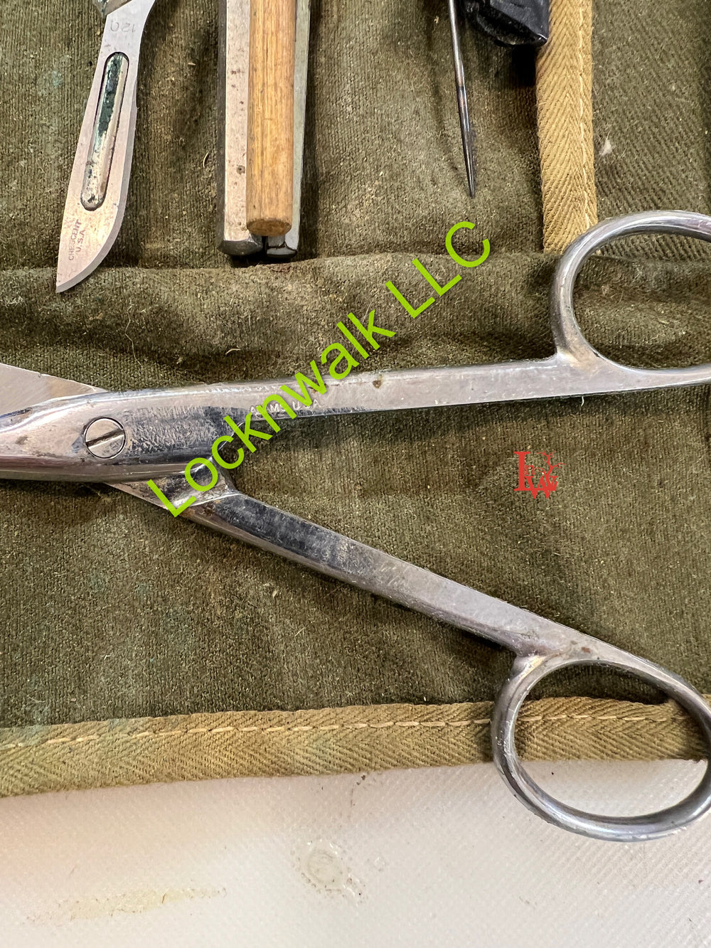 Original U.S. WWI OR WWII Medical (CAPTAIN) Officer's Case Field Surgi ...
